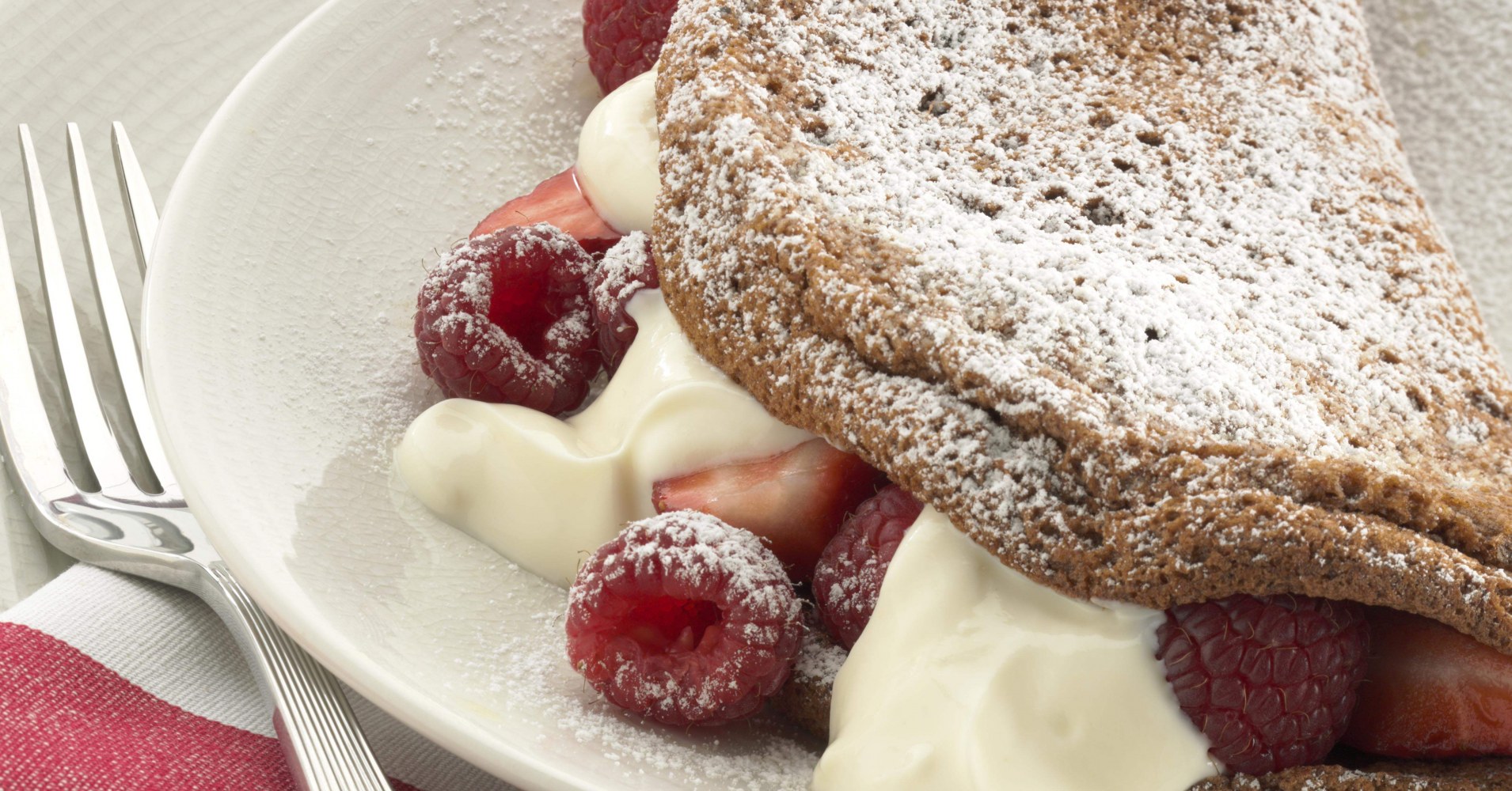 Chocolate Souffle Omelette with Berries and Yoghurt Recipe | myfoodbook