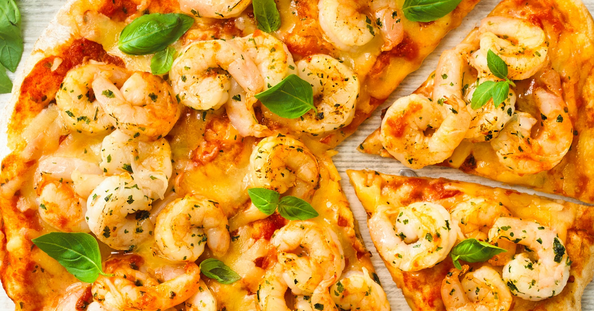 Garlic Prawn Pizza Recipe | myfoodbook