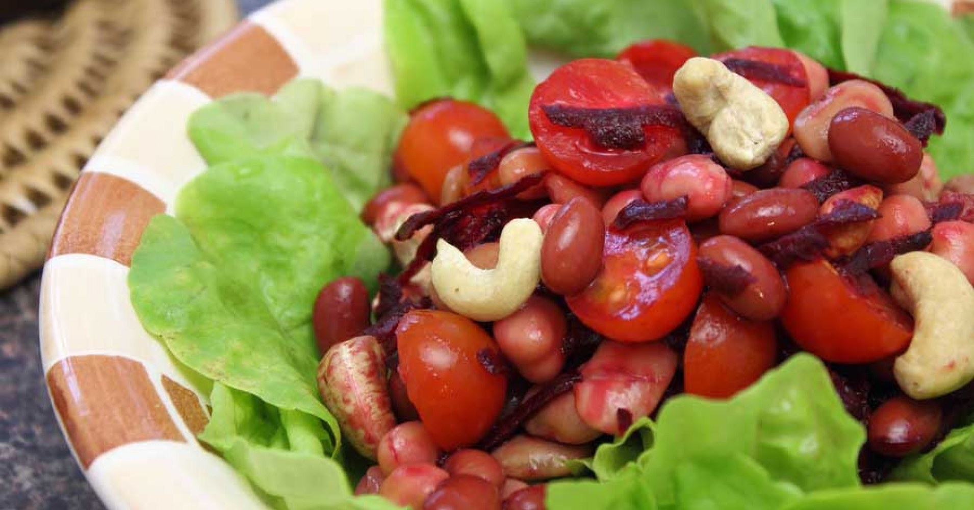 Red Carrot, Cherry Tomato & Cashew Salad Recipe | myfoodbook