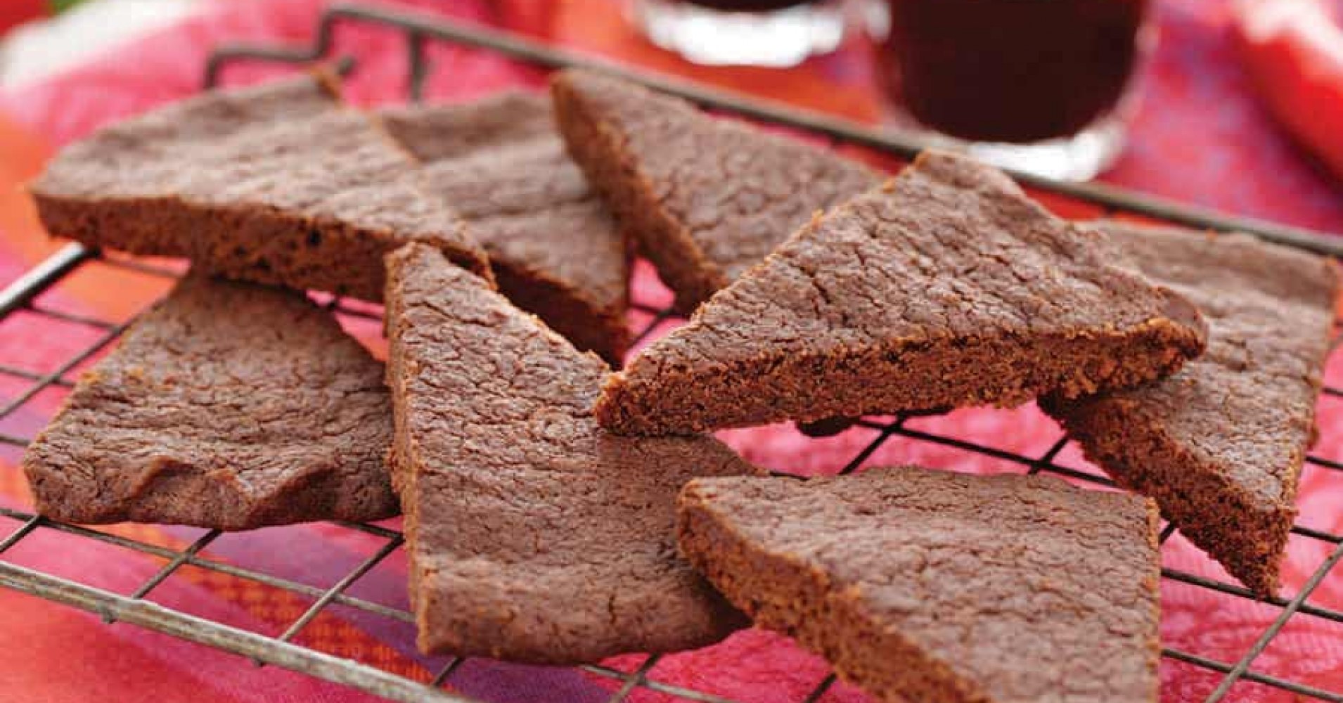 Cinnamon Chilli Chocolate Shortbread Recipe | myfoodbook | Make a ...