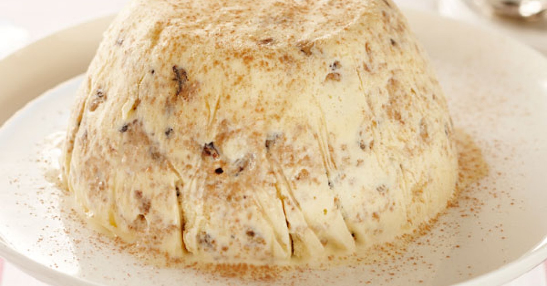Christmas Cake Ice Cream Bombe Recipe | myfoodbook | Christmas cake recipe
