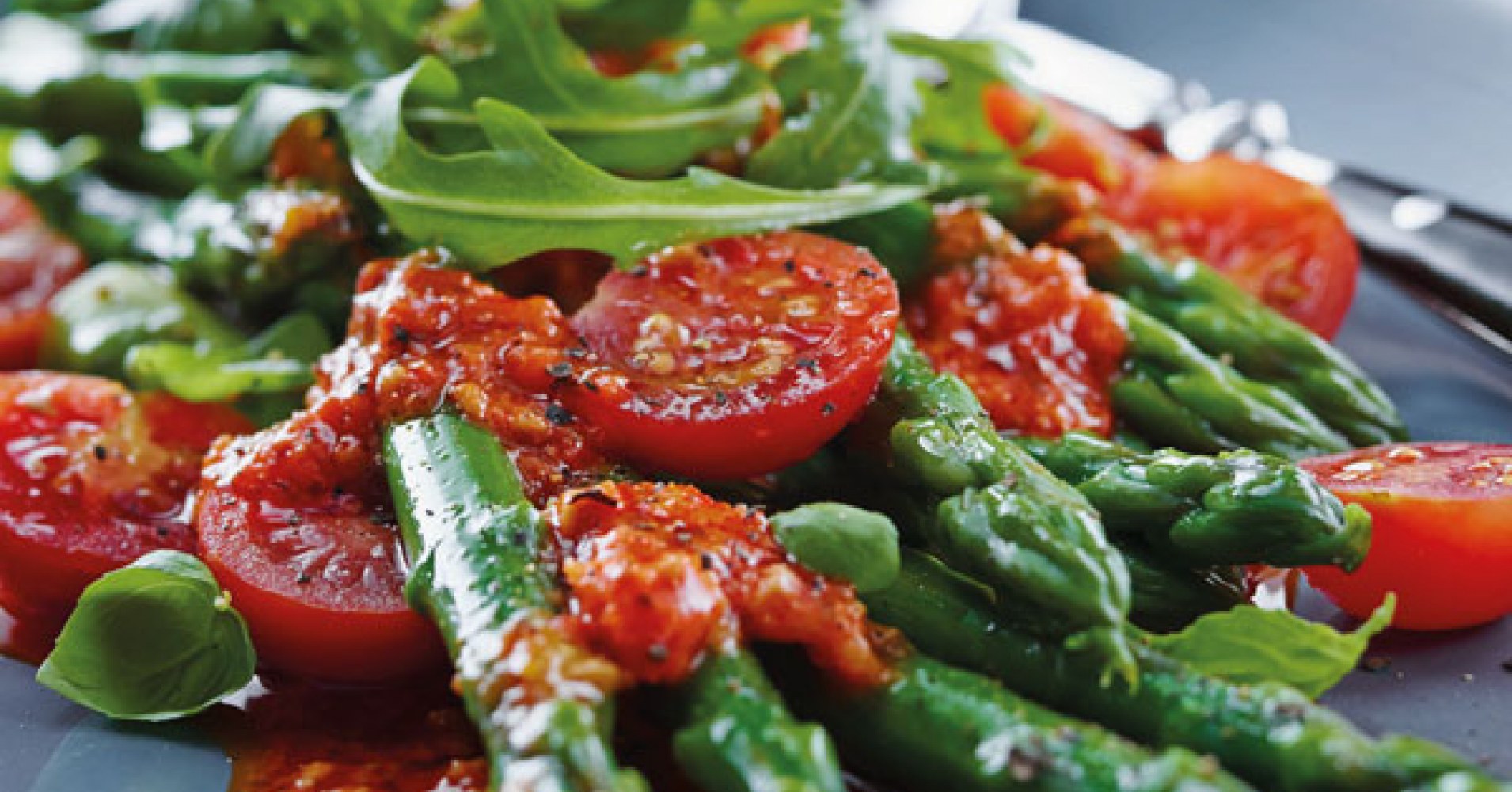 Asparagus And Tomato Salad With Capsicum Dressing Recipe | myfoodbook