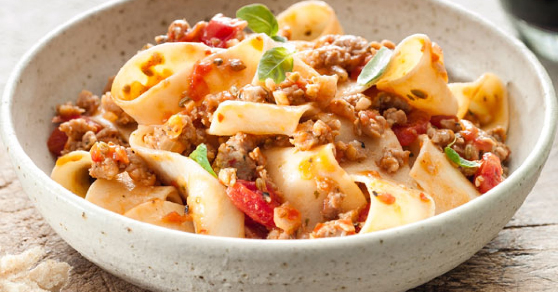 Ribbon Pasta with Tomato & Fennel Sausage Recipe | myfoodbook