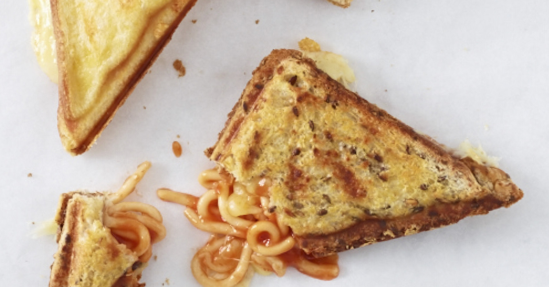 Spaghetti and Cheese Jaffles (Toasties) Recipe | myfoodbook