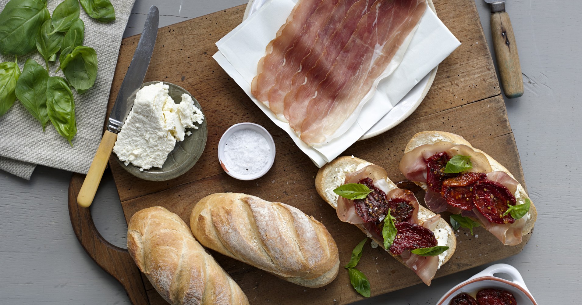 Tuscan Crusty Rolls Recipe | myfoodbook