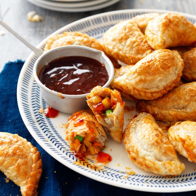 Easy Vegetable Curry Puffs Recipe | myfoodbook | Vegan-friendly